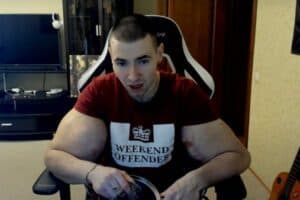 Popeye humano pode perder movimentos dos braços após implantes - Ecos ...