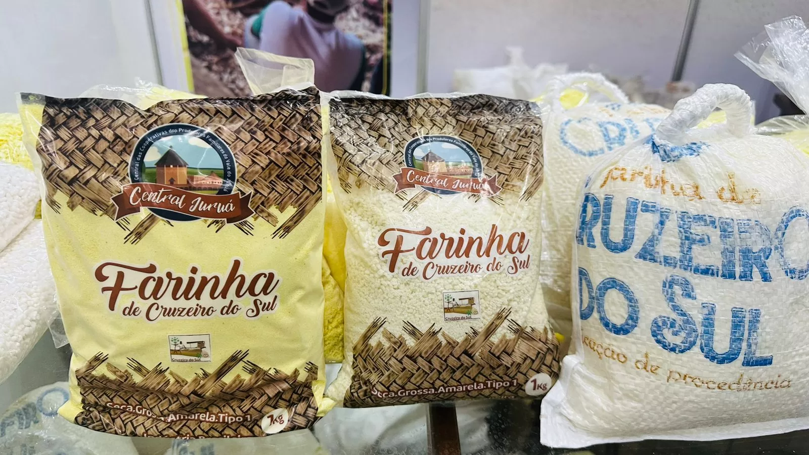 Direto do Juruá: Farinha de Cruzeiro do Sul faz sucesso na Expoacre ...